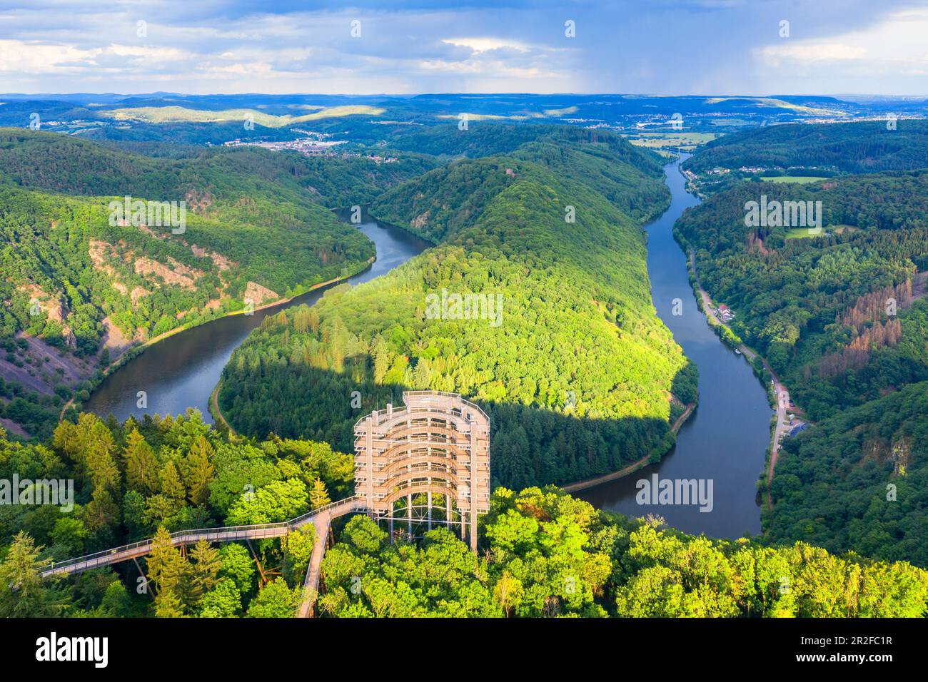 Aerial view of the Saar loop at Orscholz with the treetop path ...