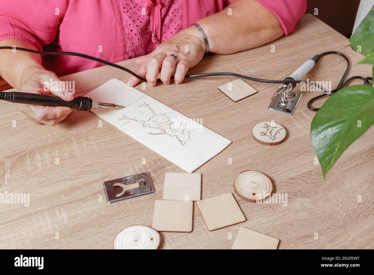 Etching detail hi-res stock photography and images - Alamy