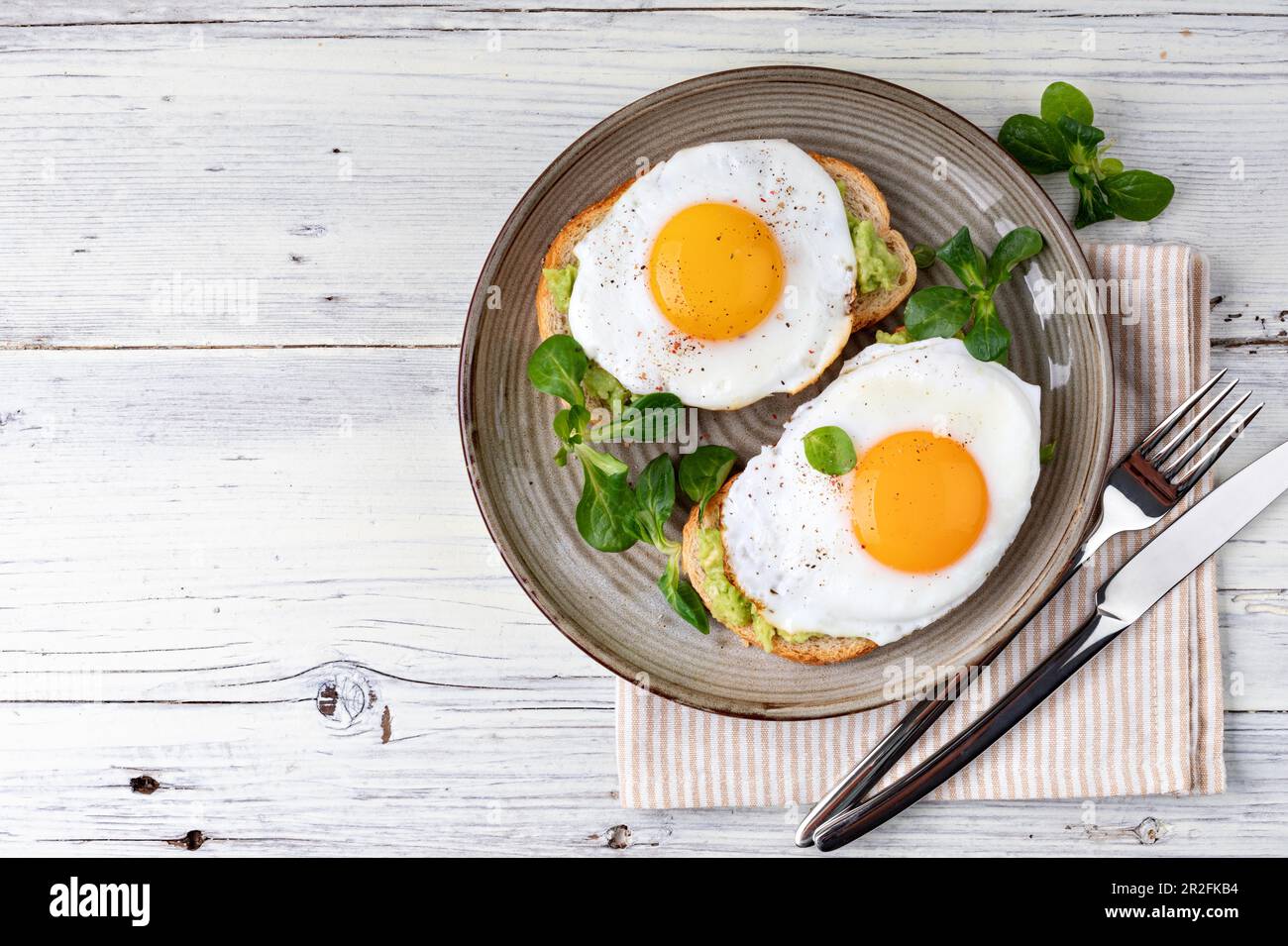 Top view toast fried egg hi-res stock photography and images - Alamy