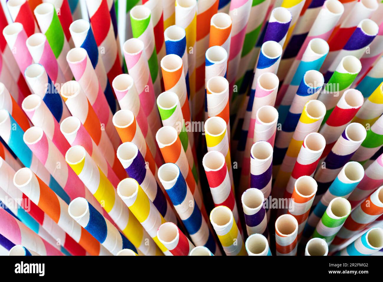 Colourful straw cutout hi-res stock photography and images - Alamy