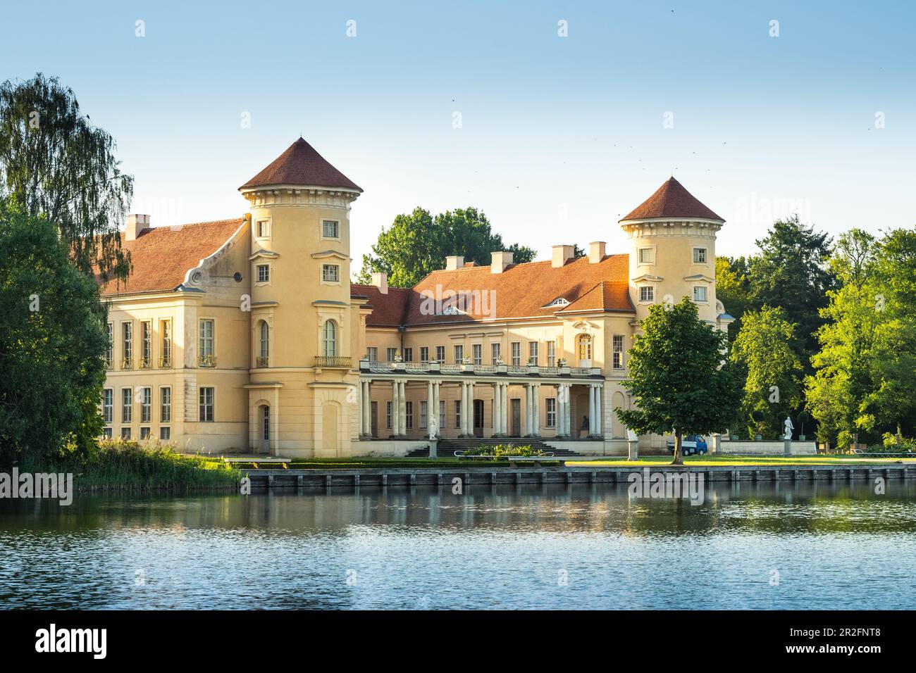 Castle rheinsberg hi-res stock photography and images - Alamy