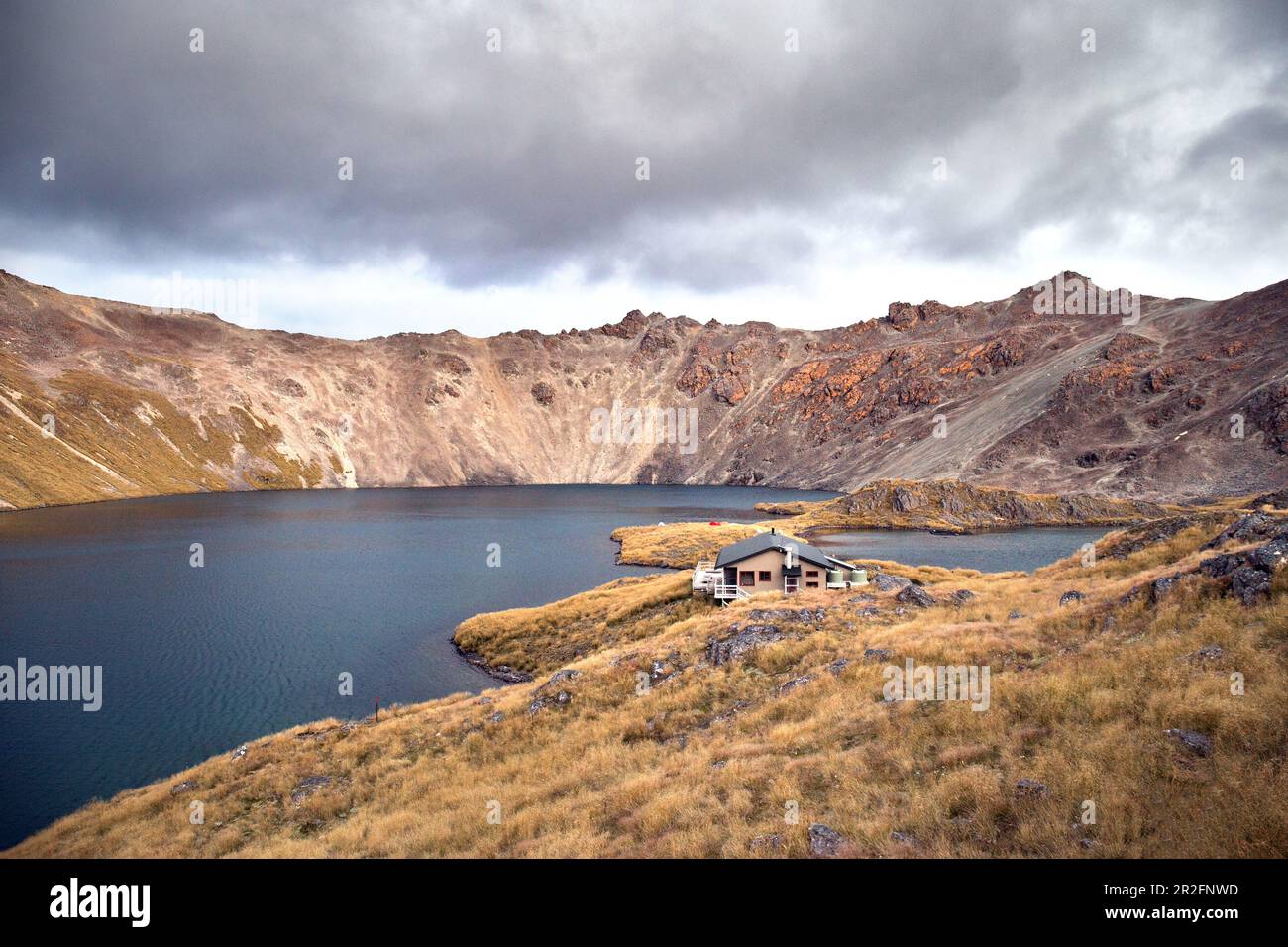 Morning mood at Angelus Hut in Nelson Lakes National Park in Tasman ...