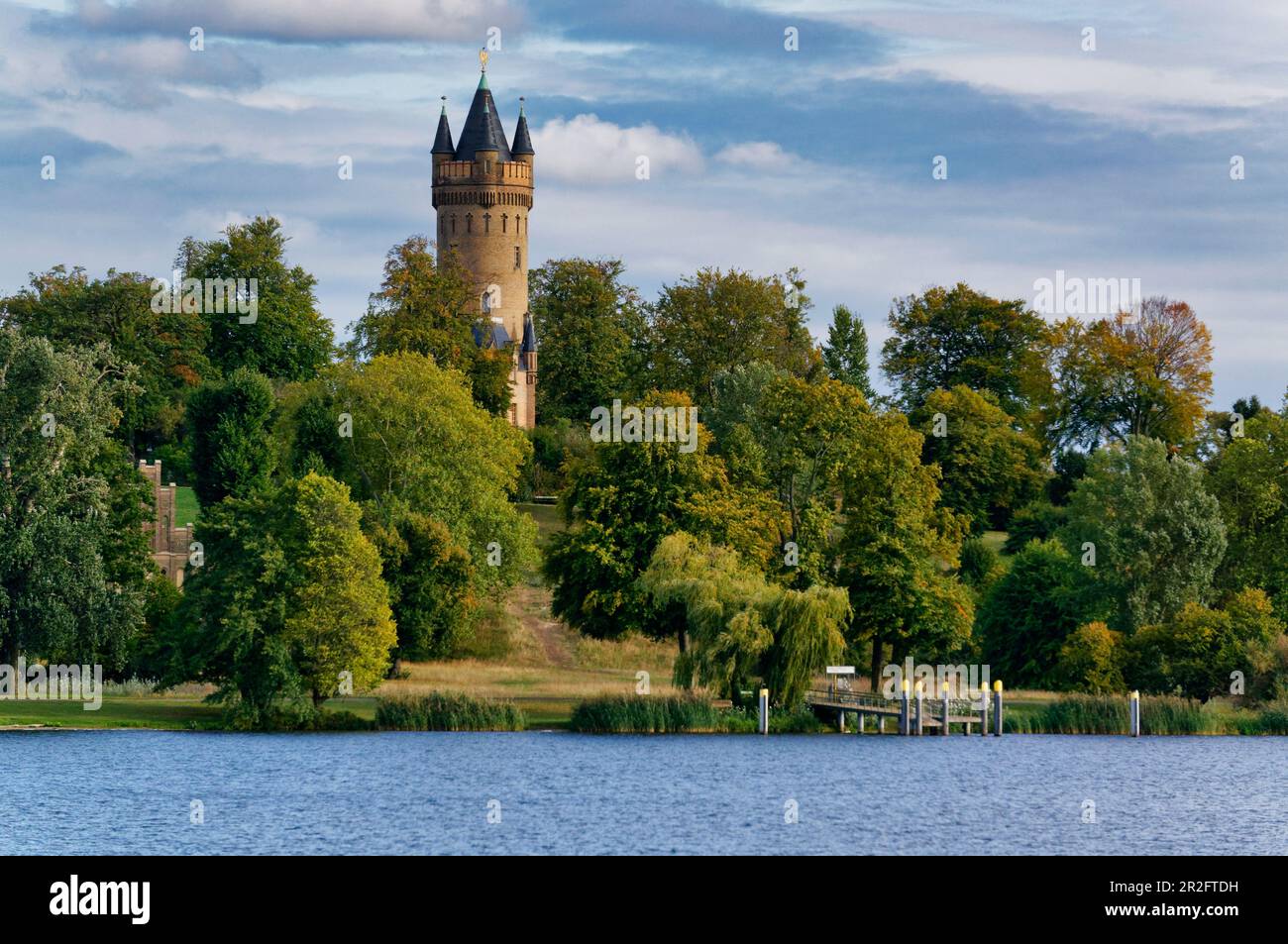 Lake tiefer see hi-res stock photography and images - Alamy