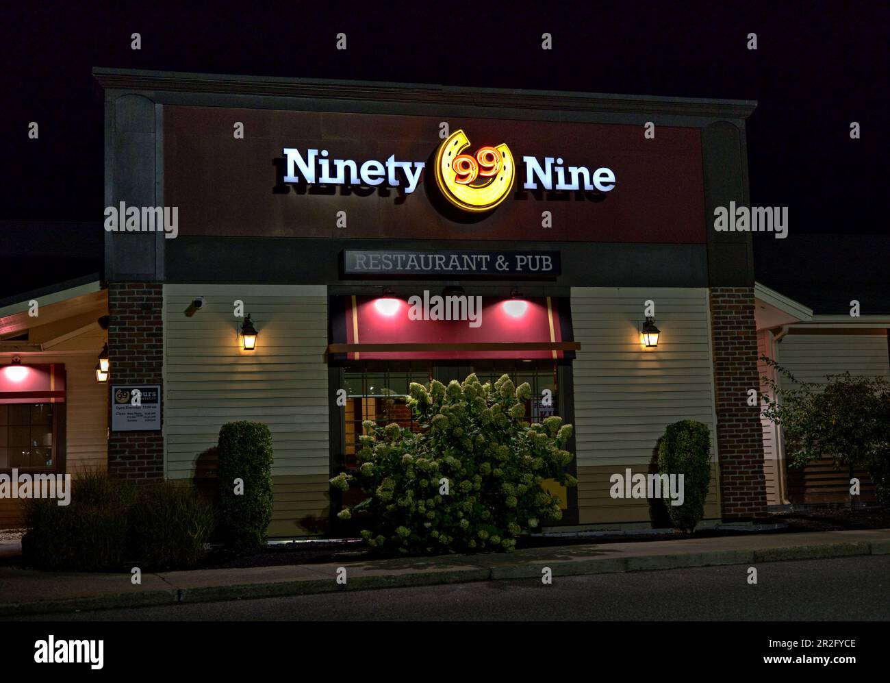 Alcohoilc drinks hi-res stock photography and images - Alamy