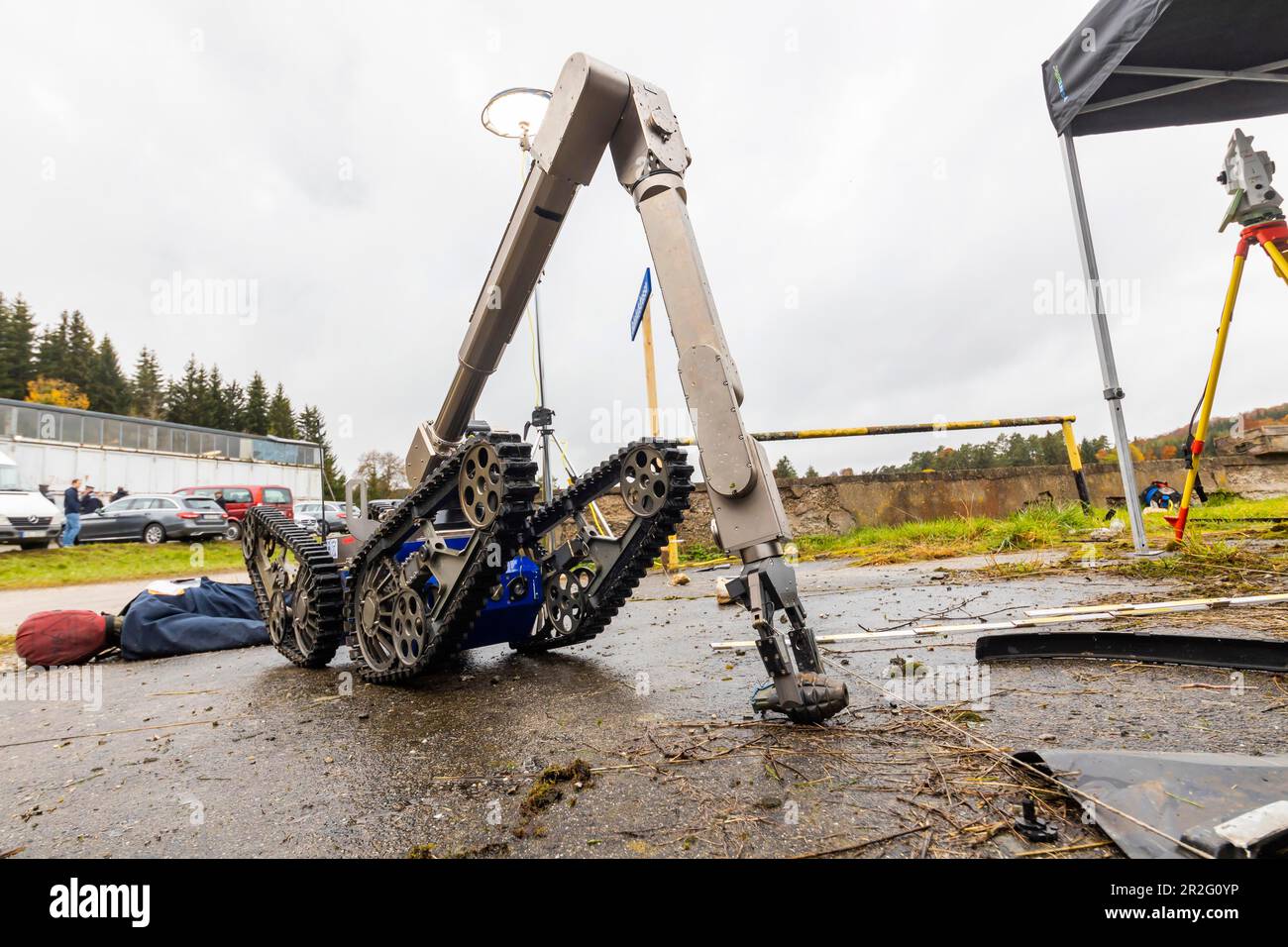 Securing evidence after a terrorist attack, symbol photo, Telemax ...