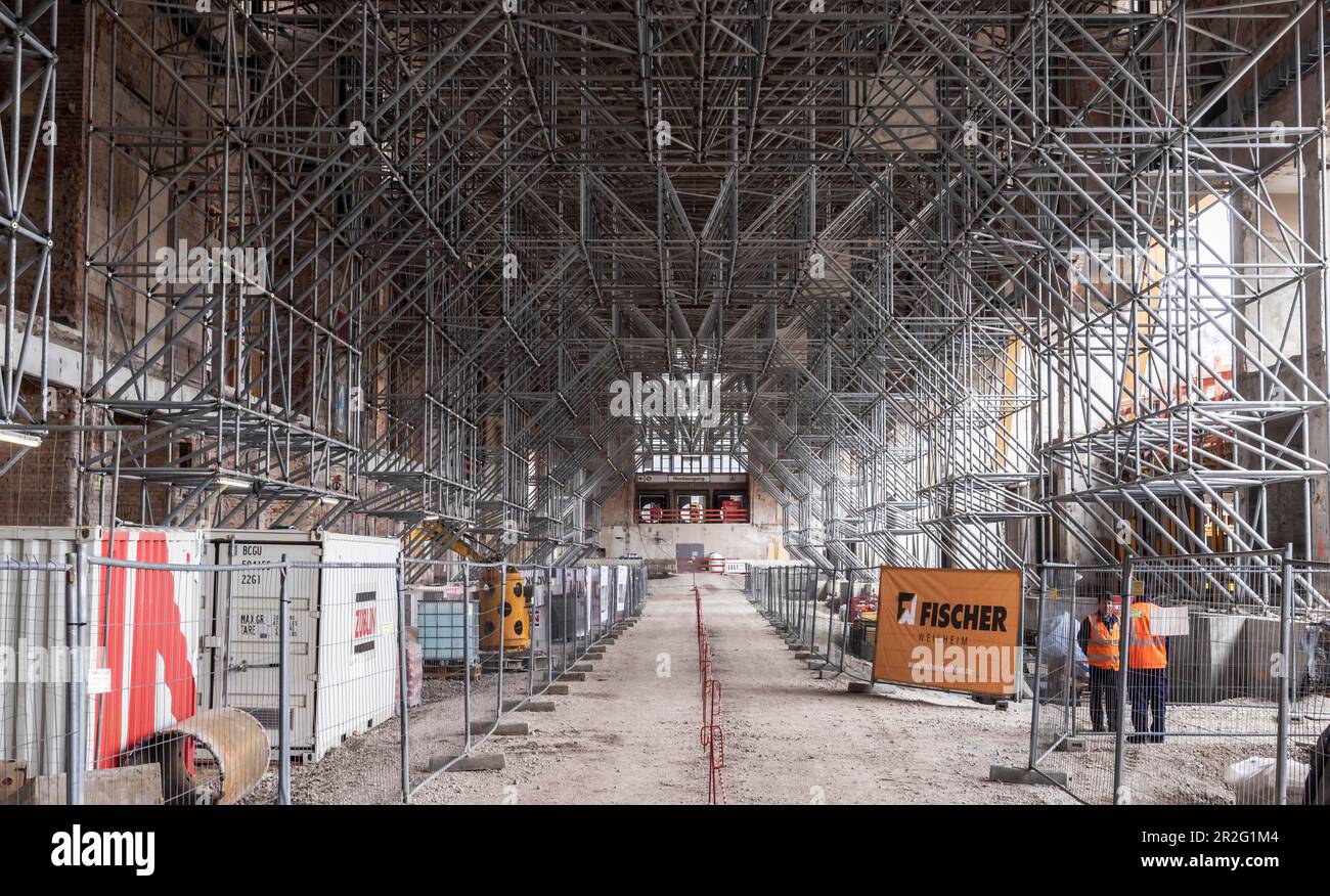 Scaffolding in the Bonatzbau, which is a listed building, open ...