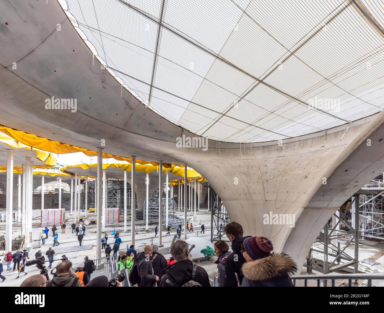 Concrete chalice pillar in the underground platform hall, open ...