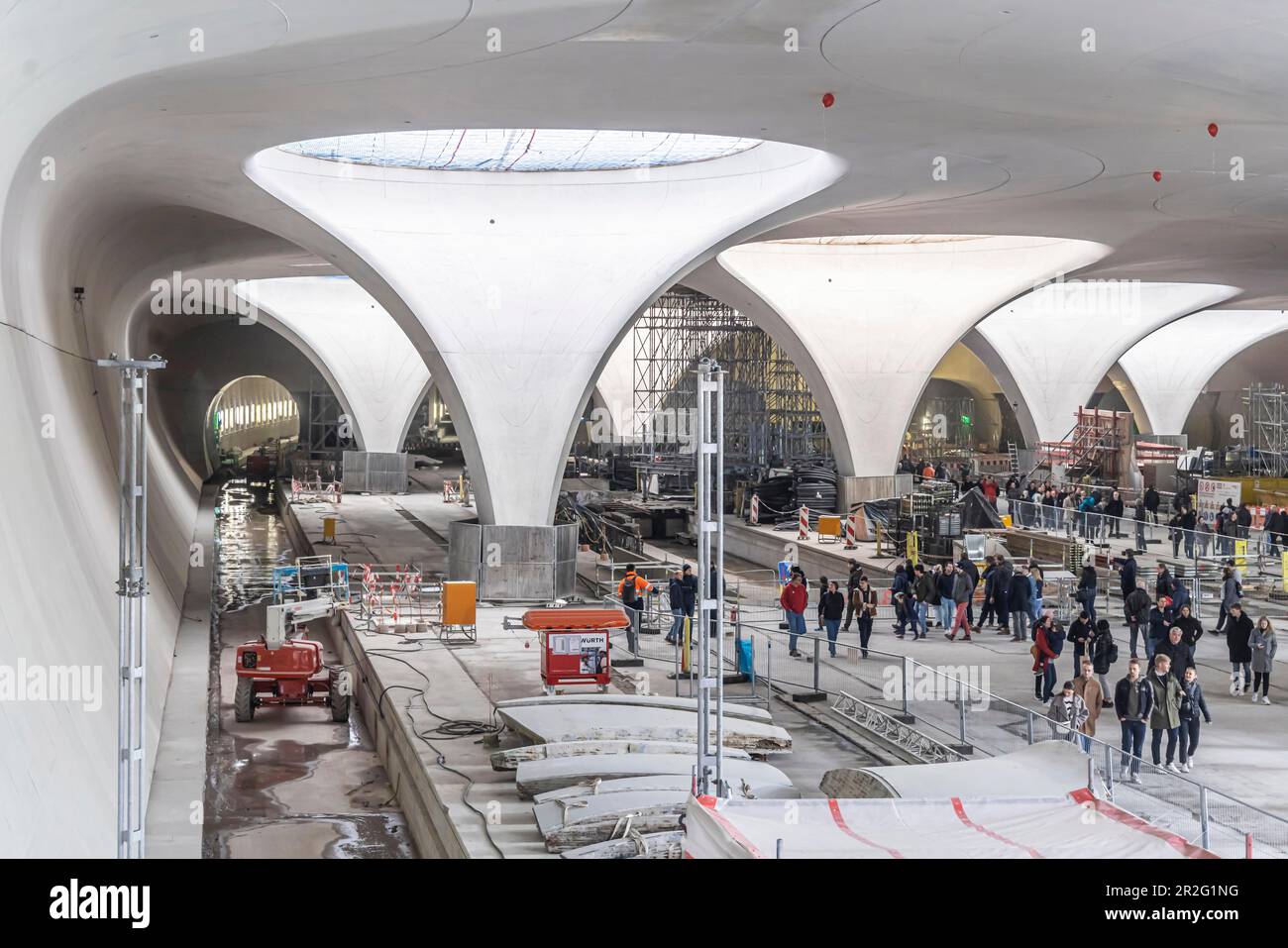 Concrete chalice pillar in the underground platform hall, open construction site days at the new ...