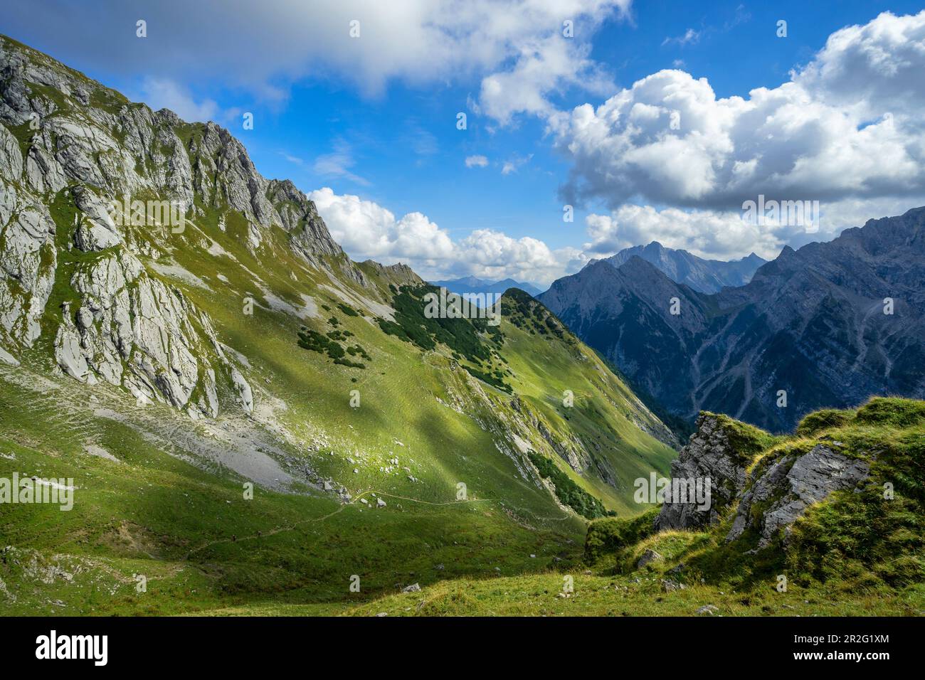 Descent from the Torcharte and the Tortal in view, Hinterriß, Karwendel ...