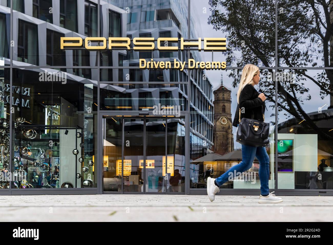 Luxus Porsche Brand Store Stuttgart Fotos