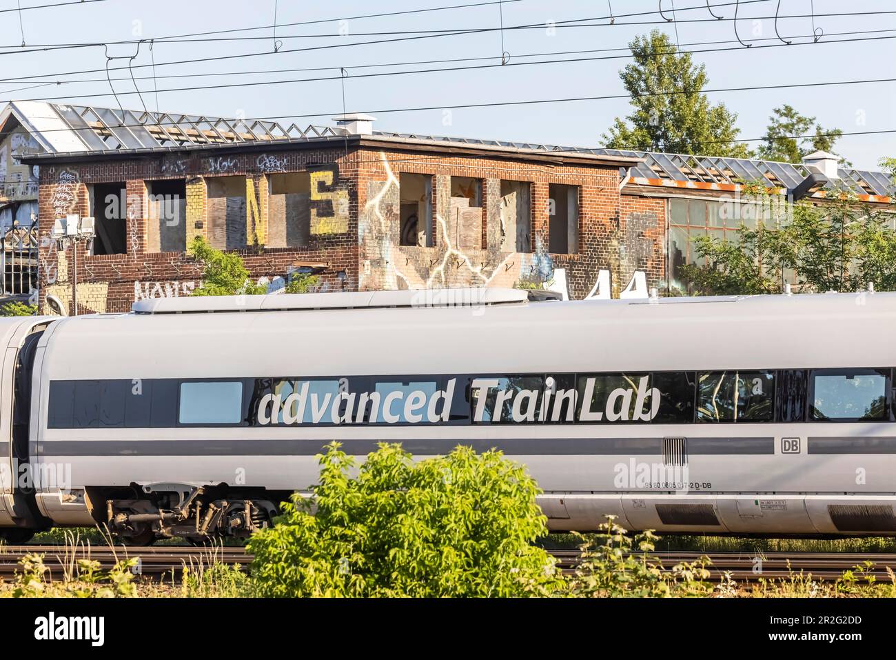 Test train hi-res stock photography and images - Alamy