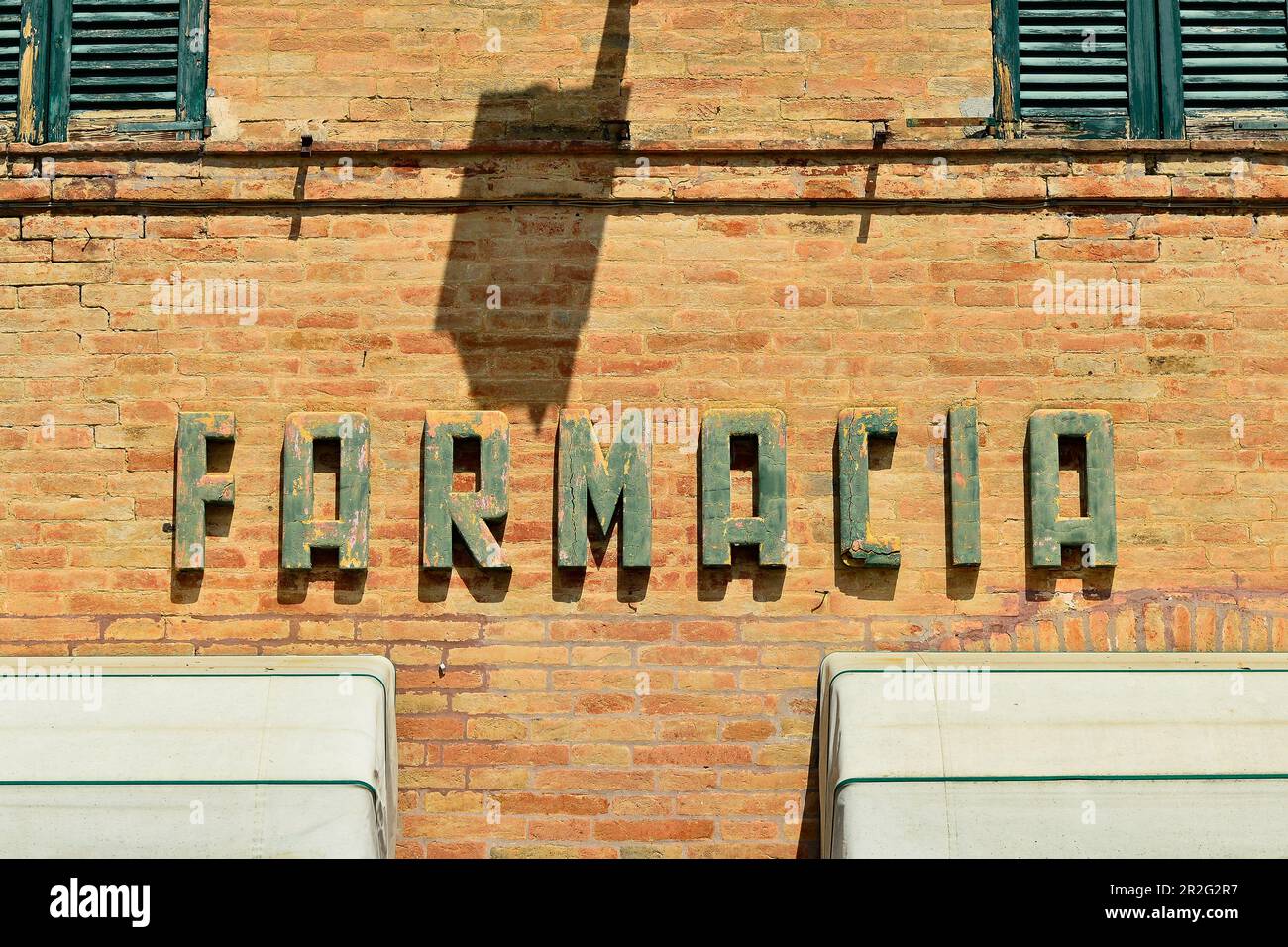 Old lettering hi-res stock photography and images - Alamy