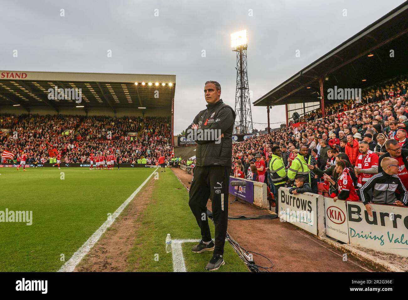Michael Duff manager of Barnsley during the Sky Bet League 1 Play-off ...