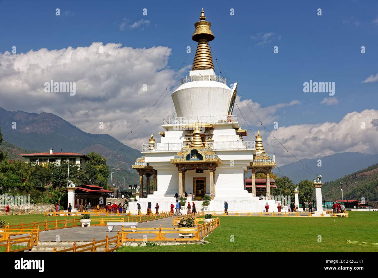 In 1974 the Stupa National Memorial Chorten was built by the Queen ...