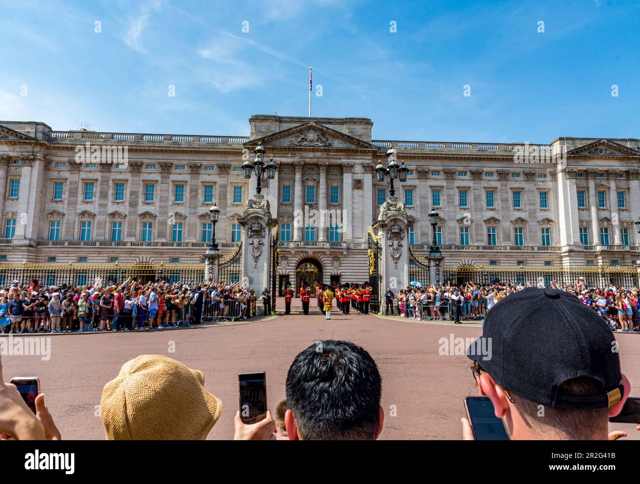 Changing of the Guard Ceremony at Buckingham Palace in London in London Stock Photo - Alamy