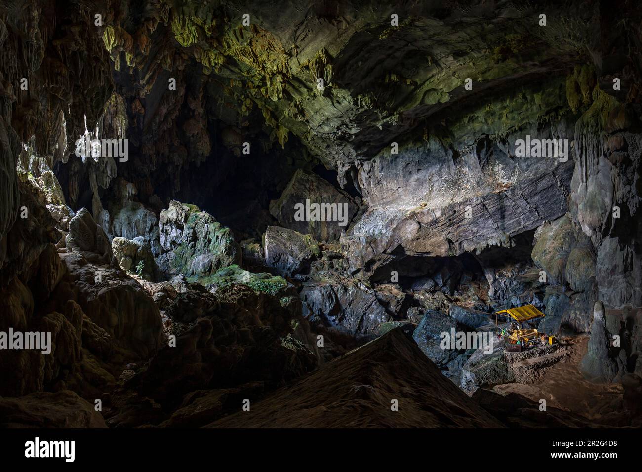 Phu Kham cave in Vang Vieng, Laos, Asia Stock Photo - Alamy