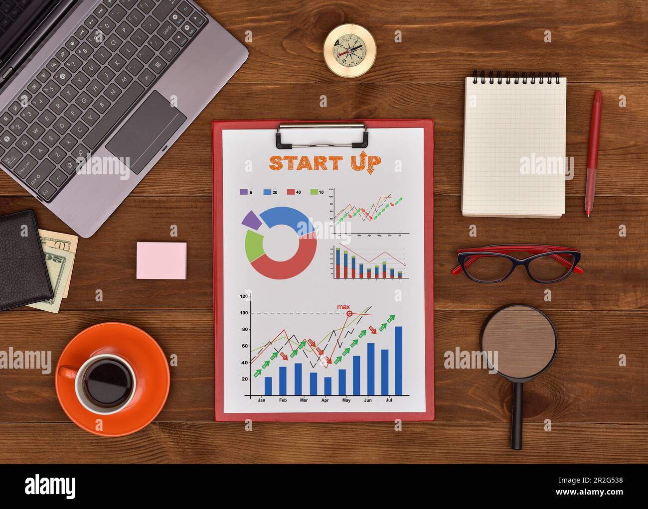 Infographic table arrow growth hi-res stock photography and images - Alamy