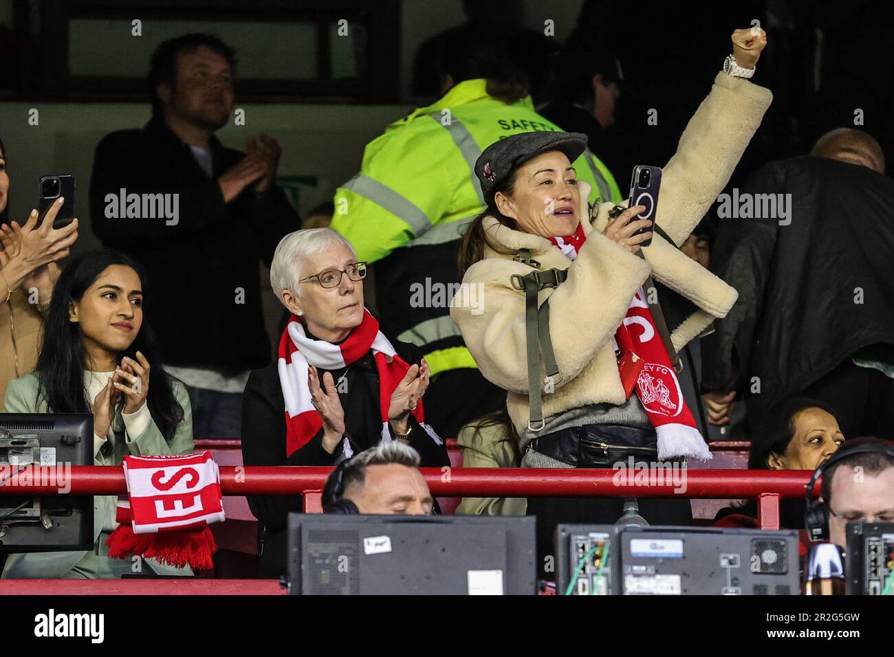 Jean cryne hi-res stock photography and images - Alamy