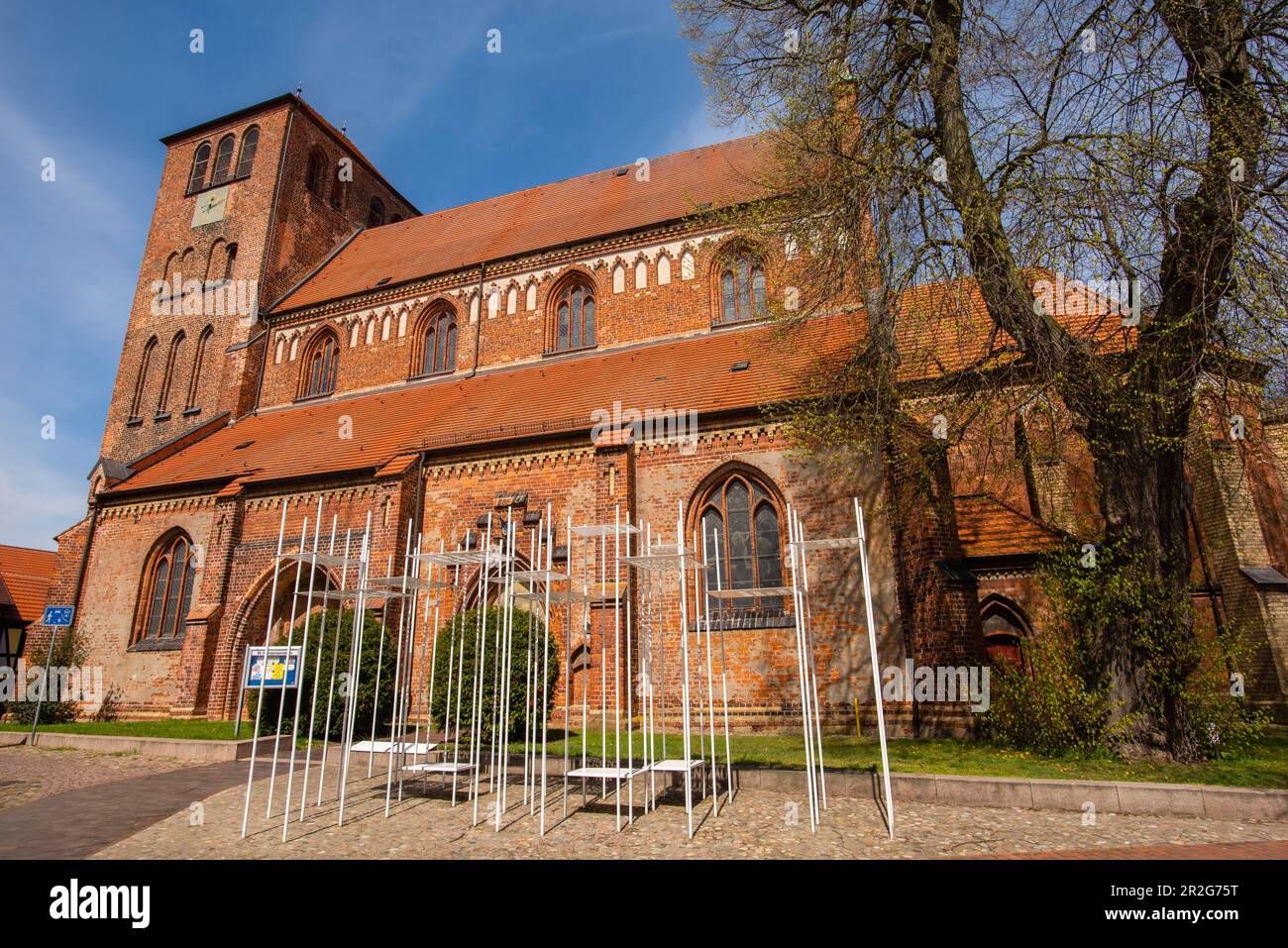 Small town of Waren, St. Georgen Church, artistic installation ...