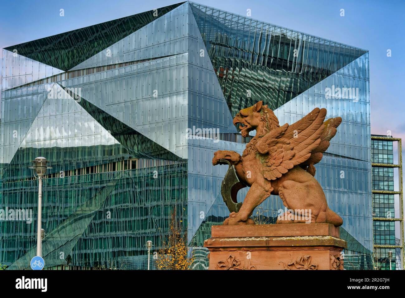 Cube Berlin, modern office building on Washingtonplatz near the main ...