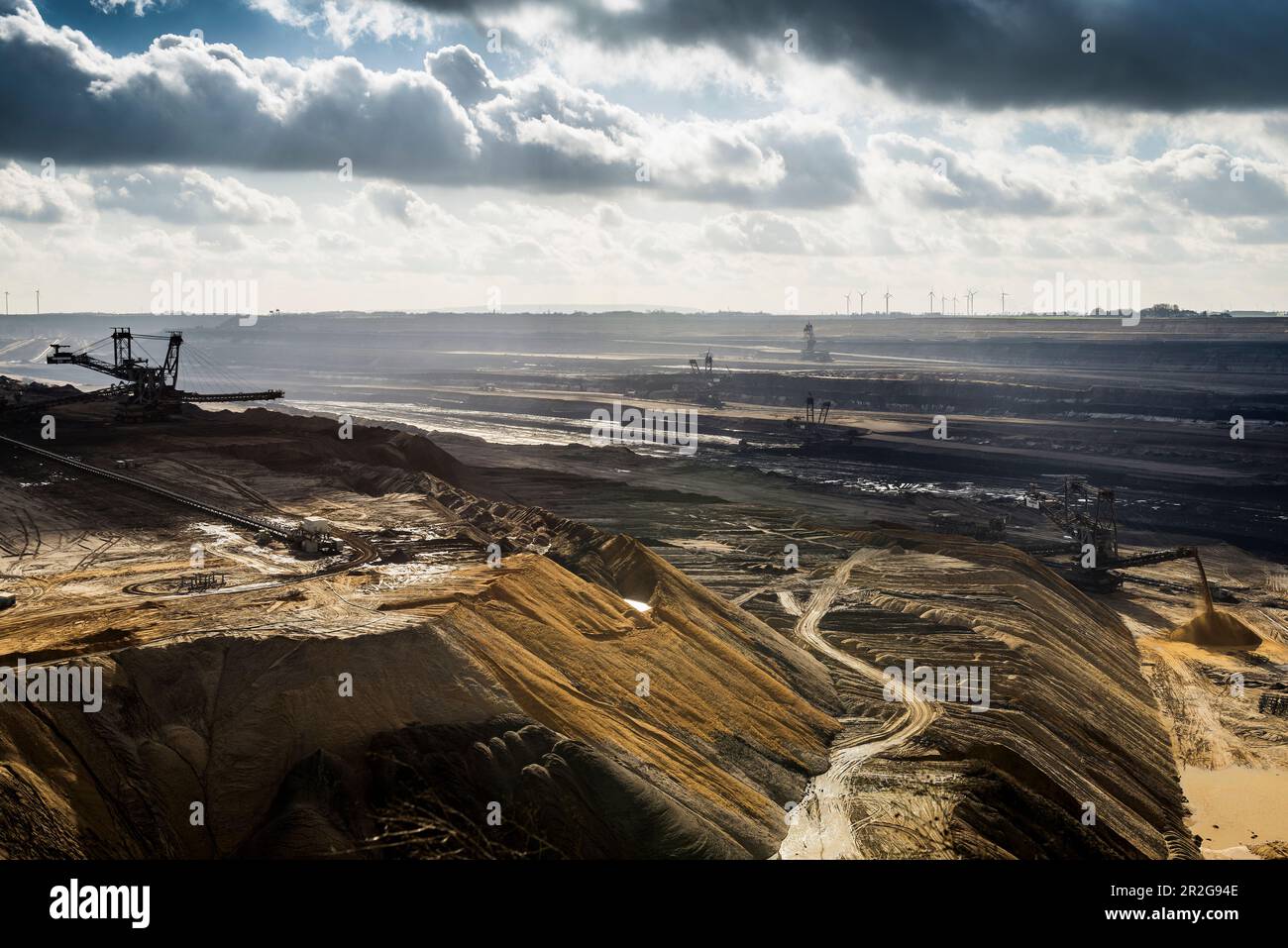 Rhenish lignite mining area hi-res stock photography and images - Alamy