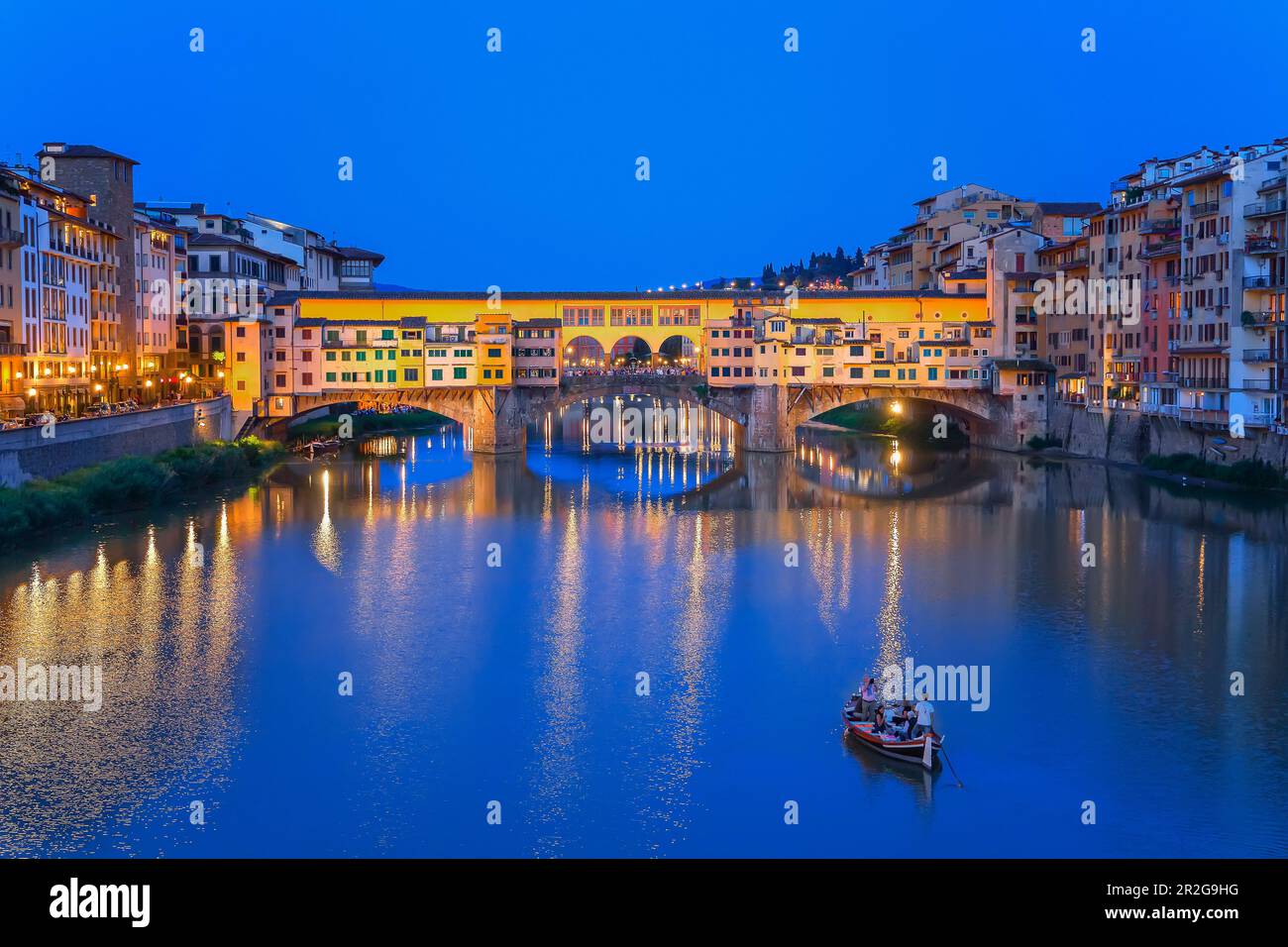 Tuscany bridges bridge night dusk hi-res stock photography and images ...