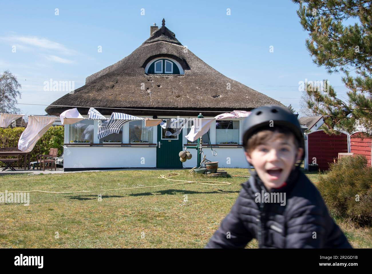 Flapping fluttering blowing hi-res stock photography and images - Alamy