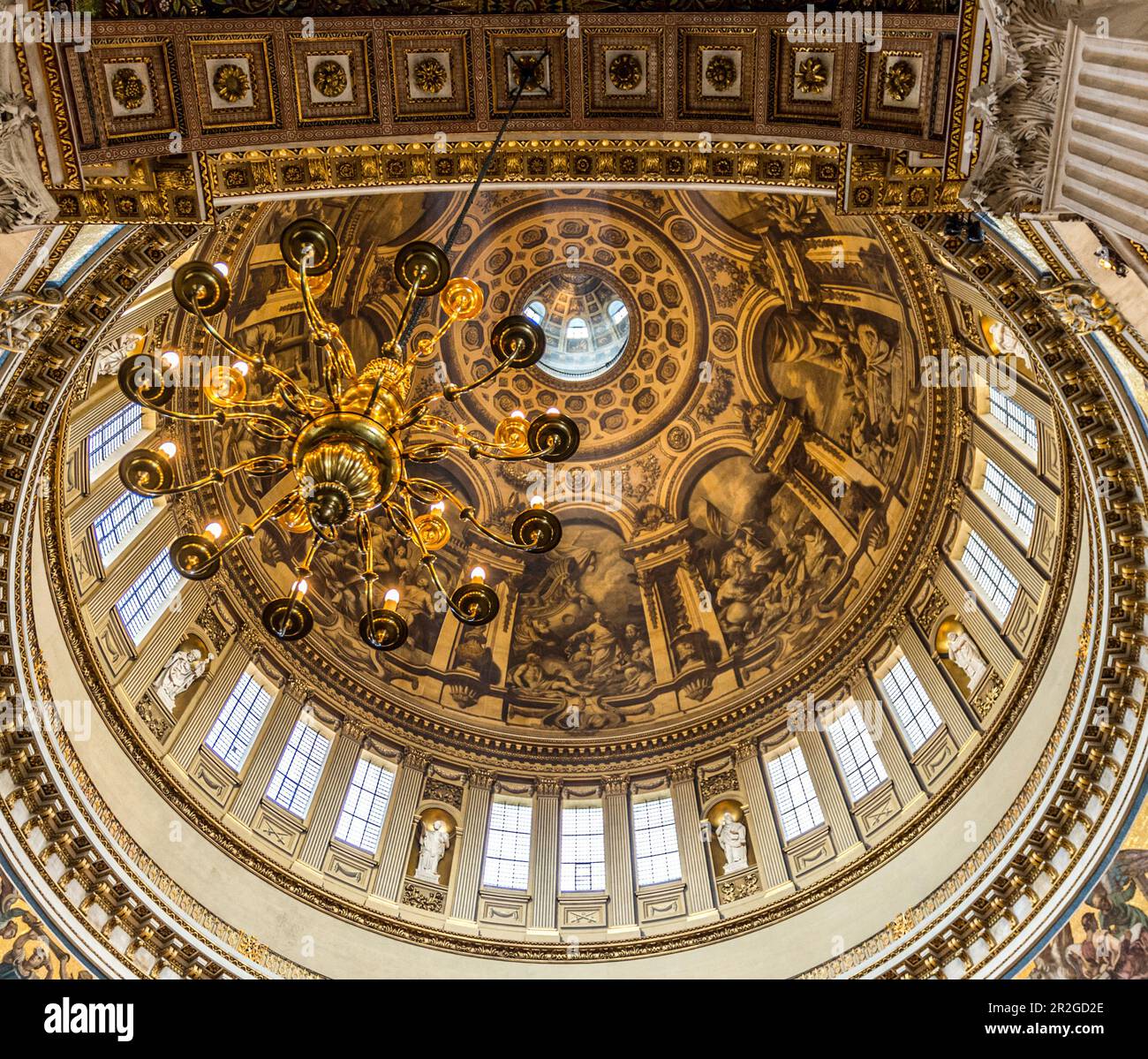 Christopher Wren's St. Paul's Cathedral Interior of the Dome in London ...
