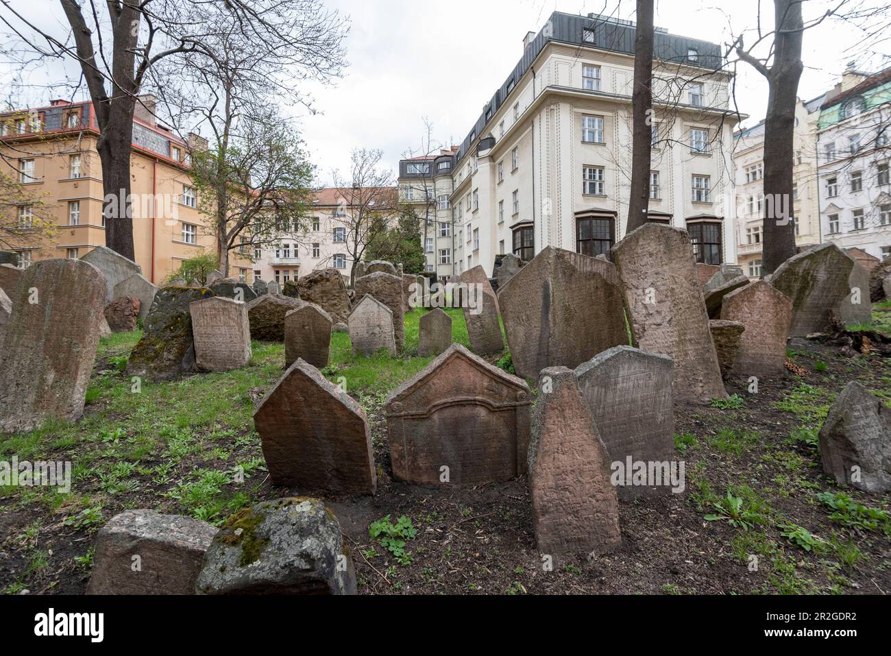 Tombstones, Old Jewish Cemetery, Jewish Museum, Josefstadt, Prague ...