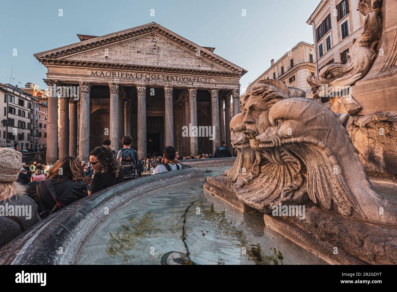 Obelisco Macuteo or Obelisco del Pantheon, Egyptian obelisk in Piazza ...