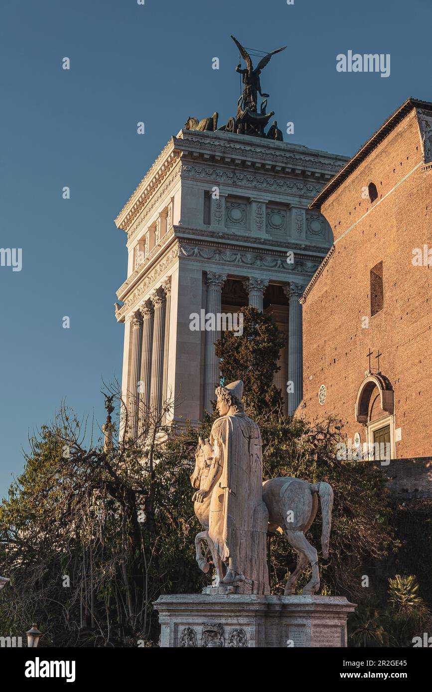 Statue of Castor (Statua di Castore) at the entrance to Piazza del ...