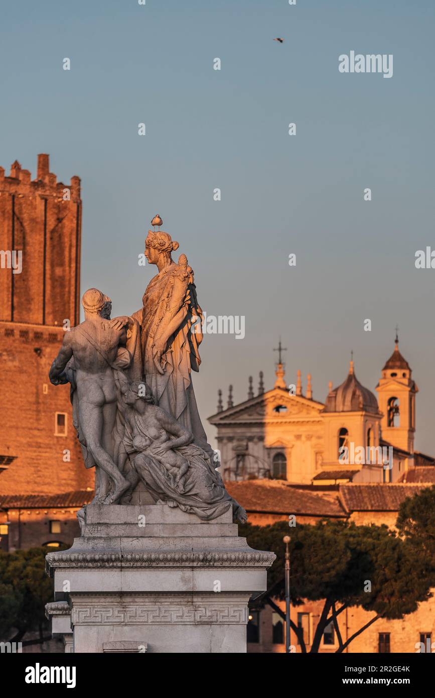 Statue in front of Victor Emmanuel II, National Monument to Victor ...