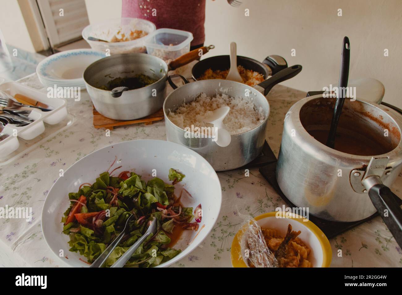 Nourishment table hi-res stock photography and images - Alamy