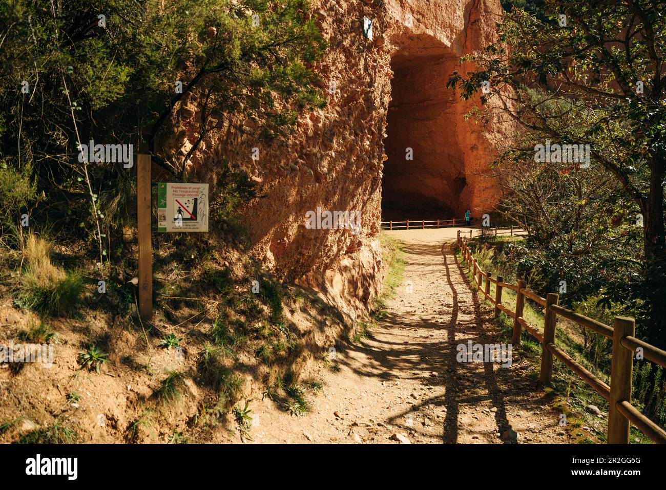 Mine site aerial orange hi-res stock photography and images - Alamy