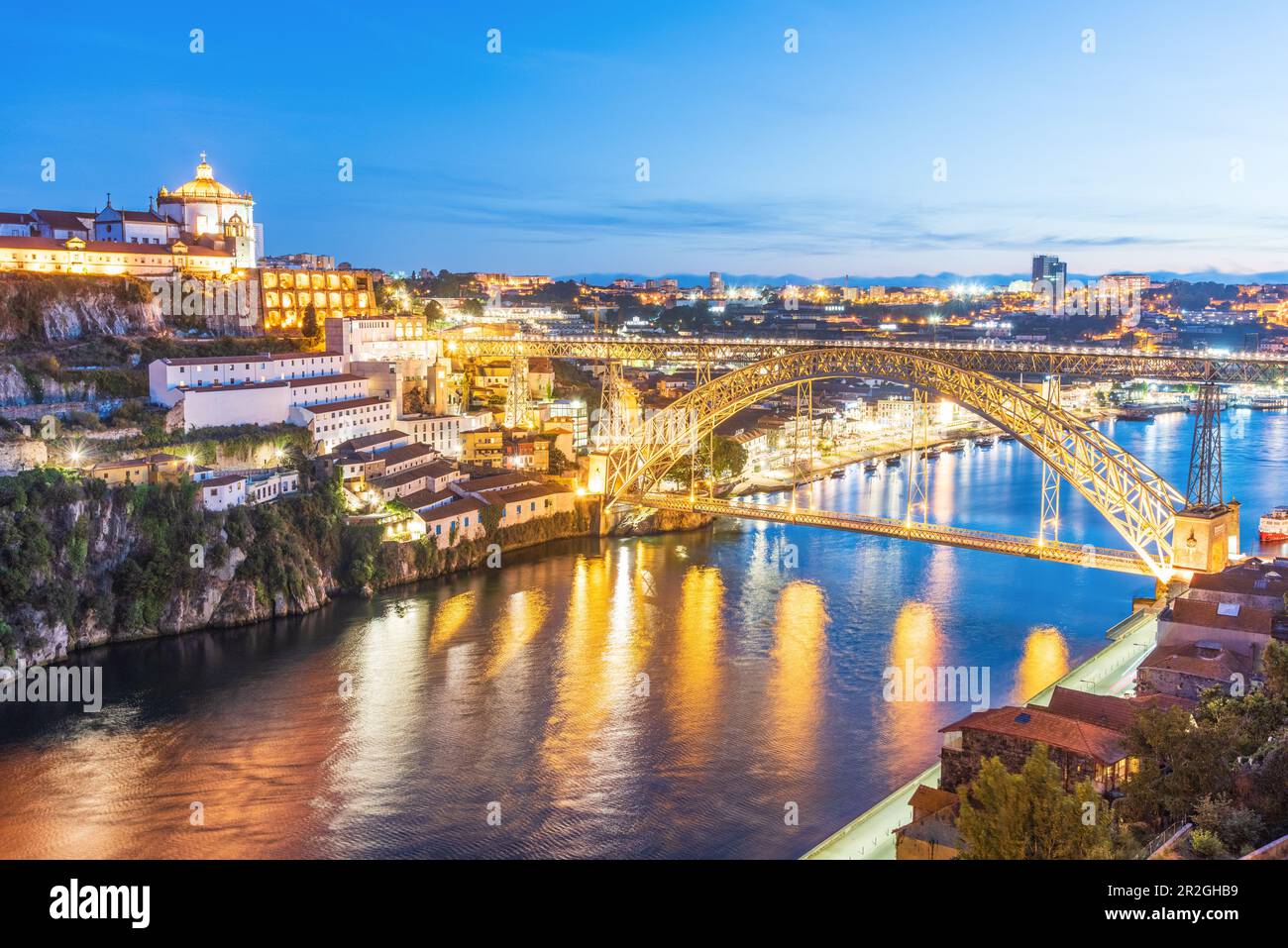 Ponte Luís I truss bridge and Mosteiro da Serra do Pilar monastery at ...