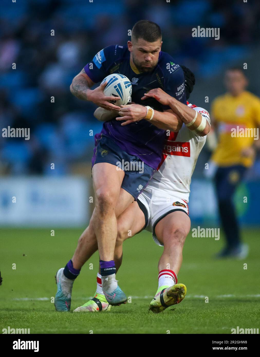 Halifax, UK. 19th May, 2023. Ryan Lannon of Halifax tries to break ...