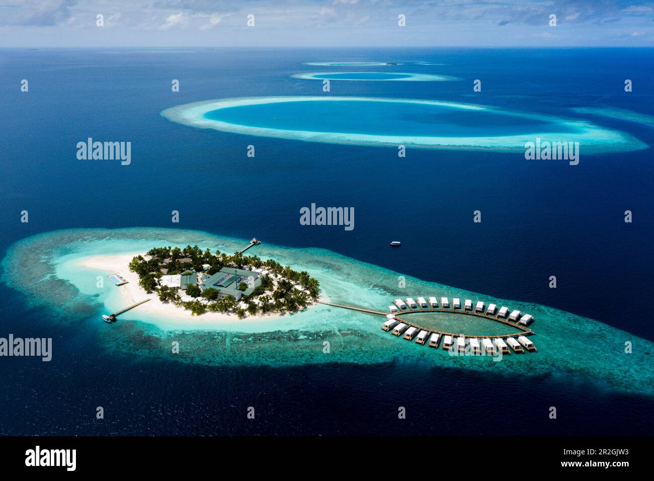 Resort island of Bathala, North Ari Atoll, Indian Ocean, Maldives Stock ...