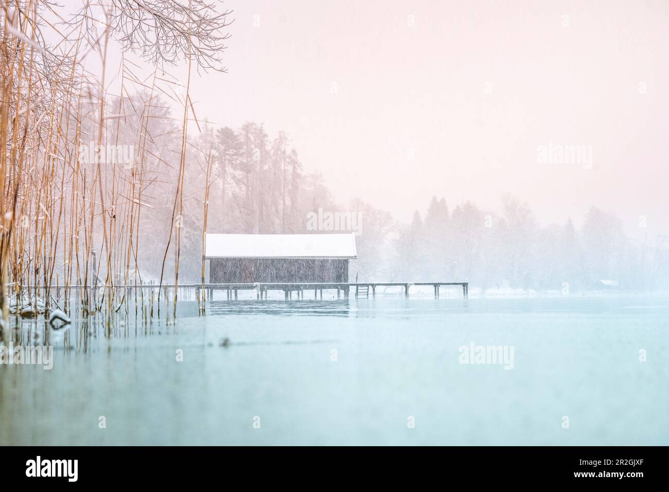 Winter at Lake Starnberg, Tutzing, Germany Stock Photo - Alamy