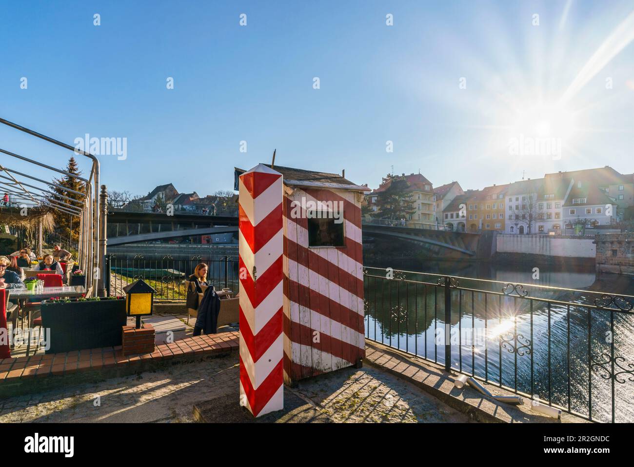Polish border on the Neisse, beer garden with border post in Zgorzelec ...