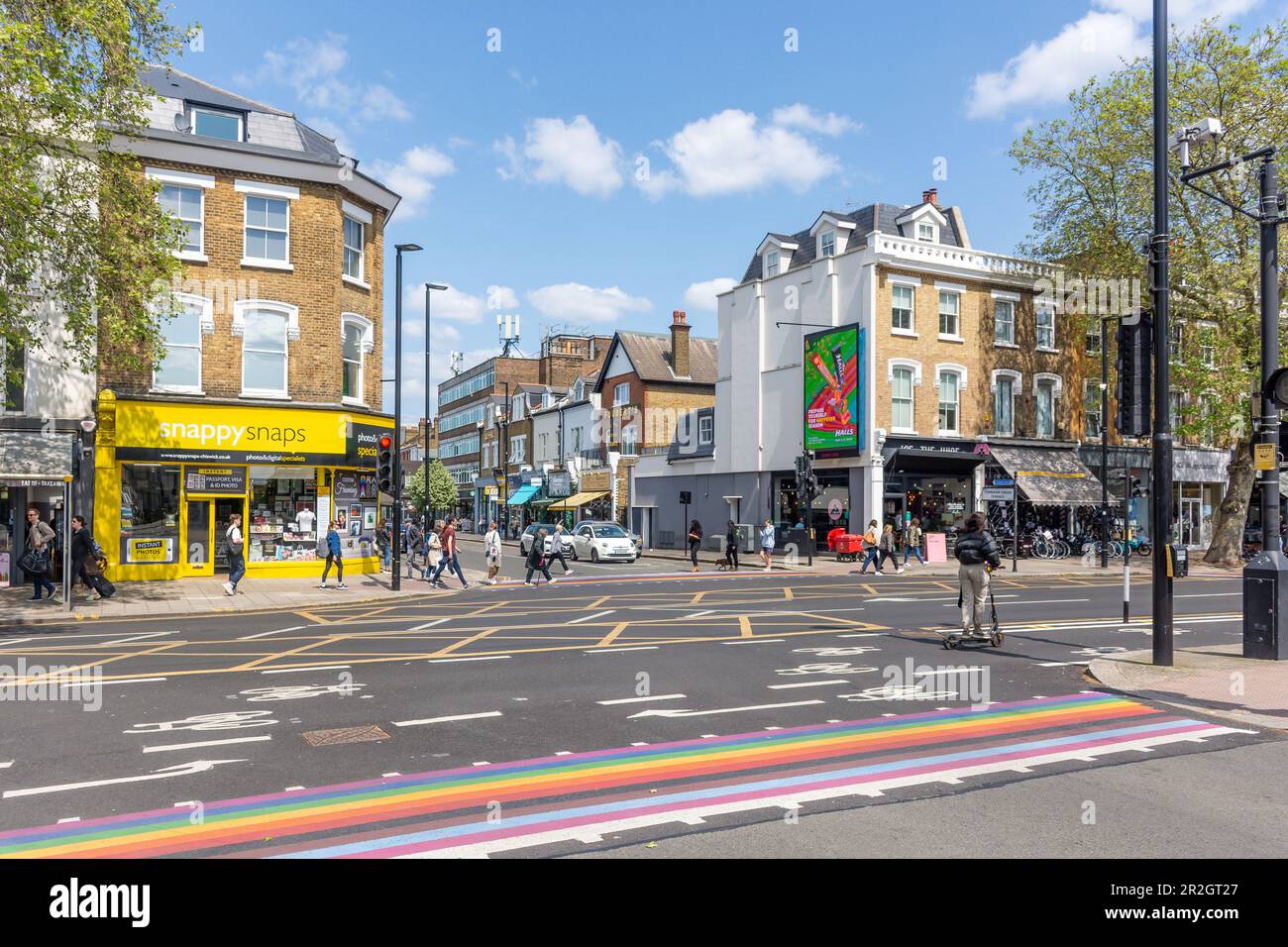 Turnham green london hi-res stock photography and images - Alamy