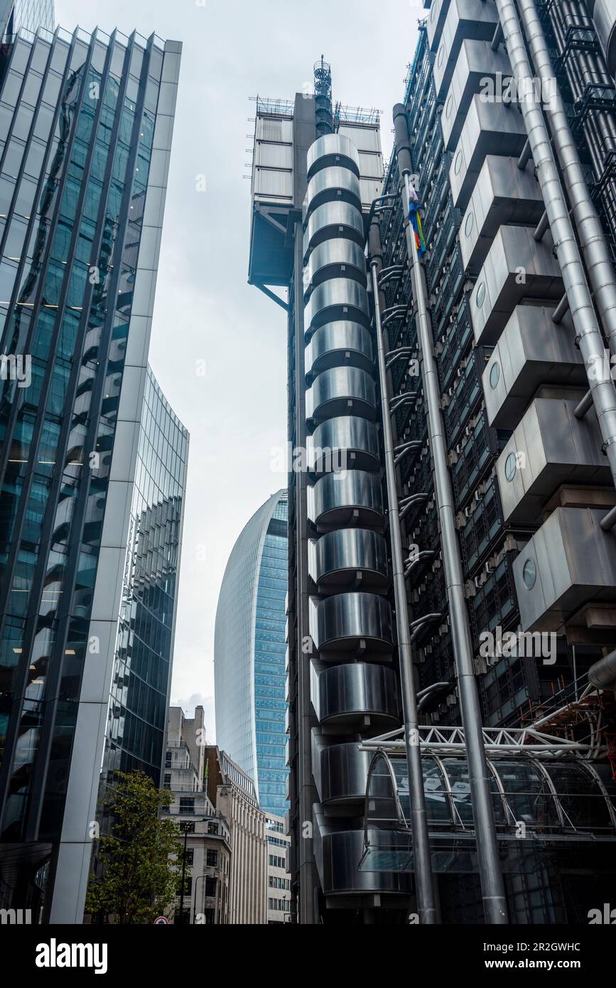 Lloyd's of London, built 1978-1986, Architect Richard Rogers, City of ...