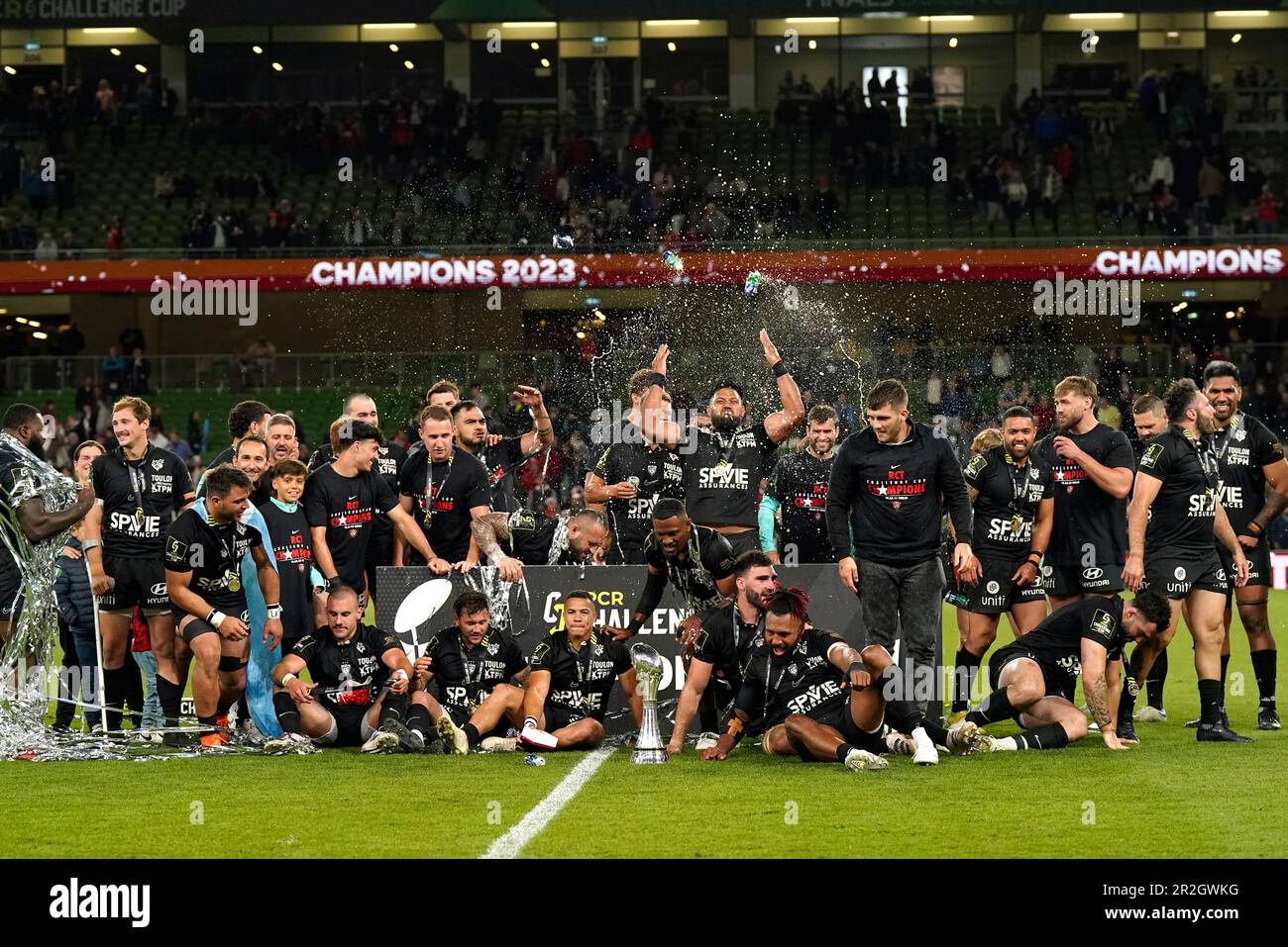 RC Toulon players celebrate with the trophy following the ECPR ...