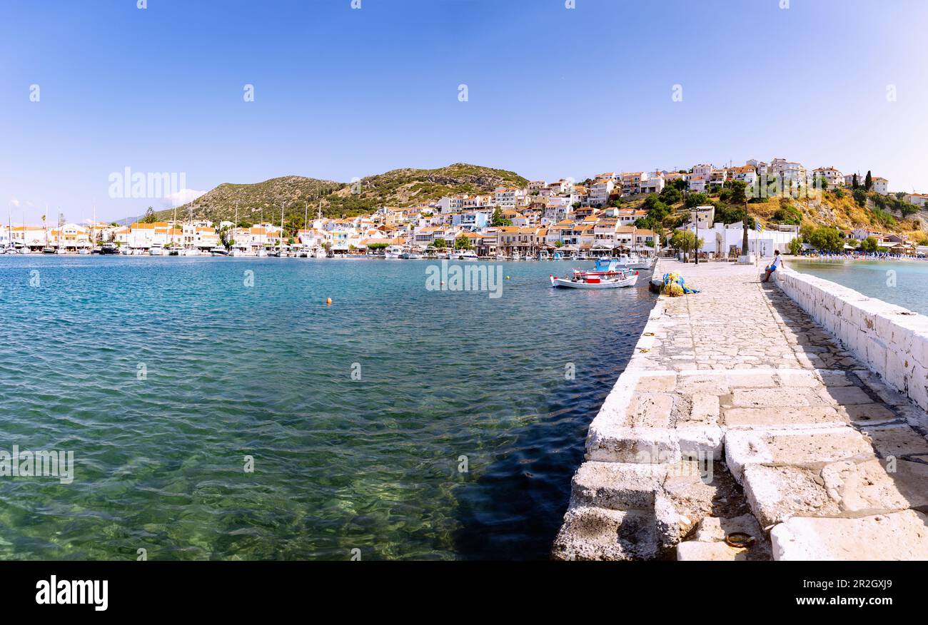 Ancient pier, old town and fishing port of Pythagorion on Samos island ...