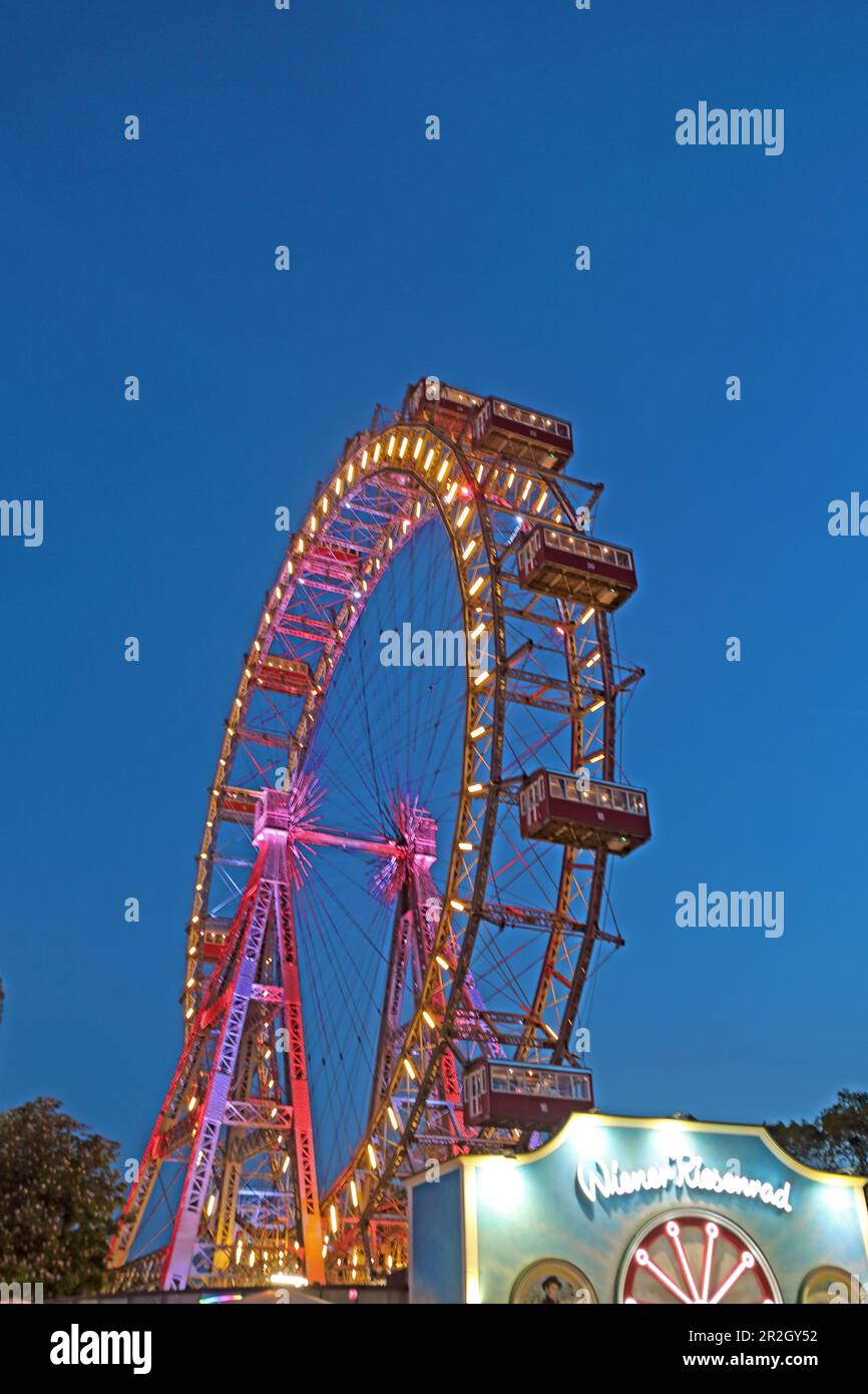 Vienna cultural life hi-res stock photography and images - Alamy