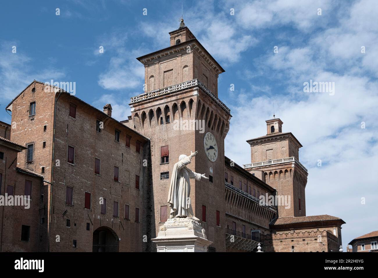 Estense castle ferrara emilia romagna hi-res stock photography and ...