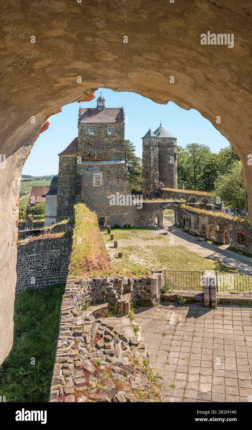 Courtyard and Seiger Tower at Stolpen Castle, Saxony, Germany Stock ...