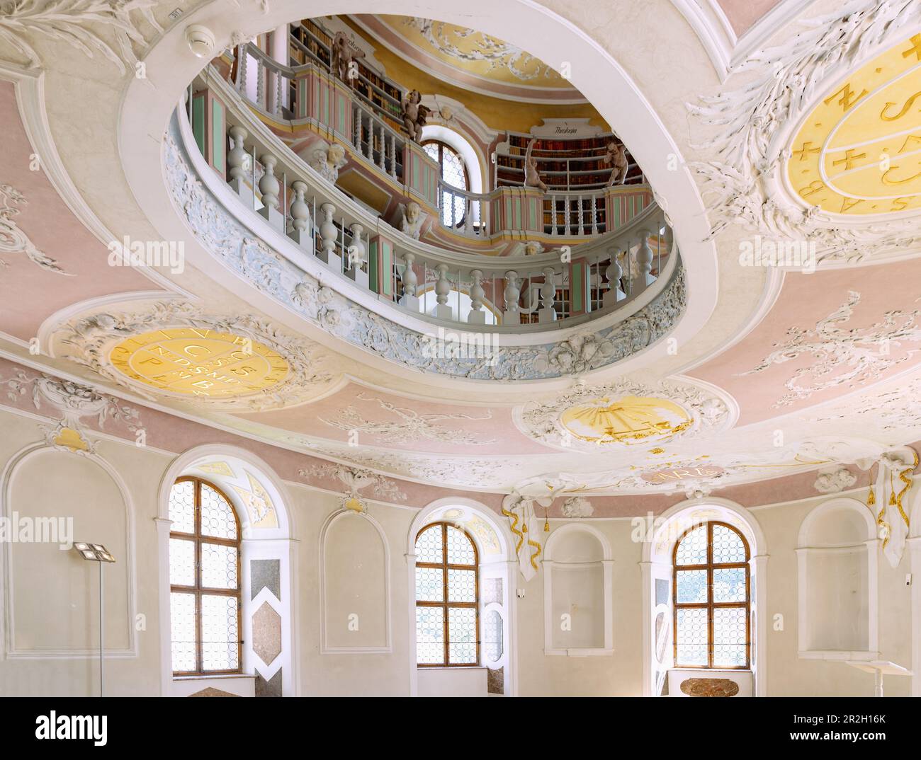 Summer refectory hi-res stock photography and images - Alamy