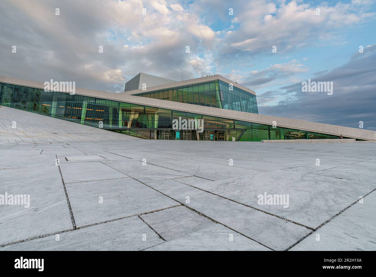 Oslo opera house in sunset hi-res stock photography and images - Alamy
