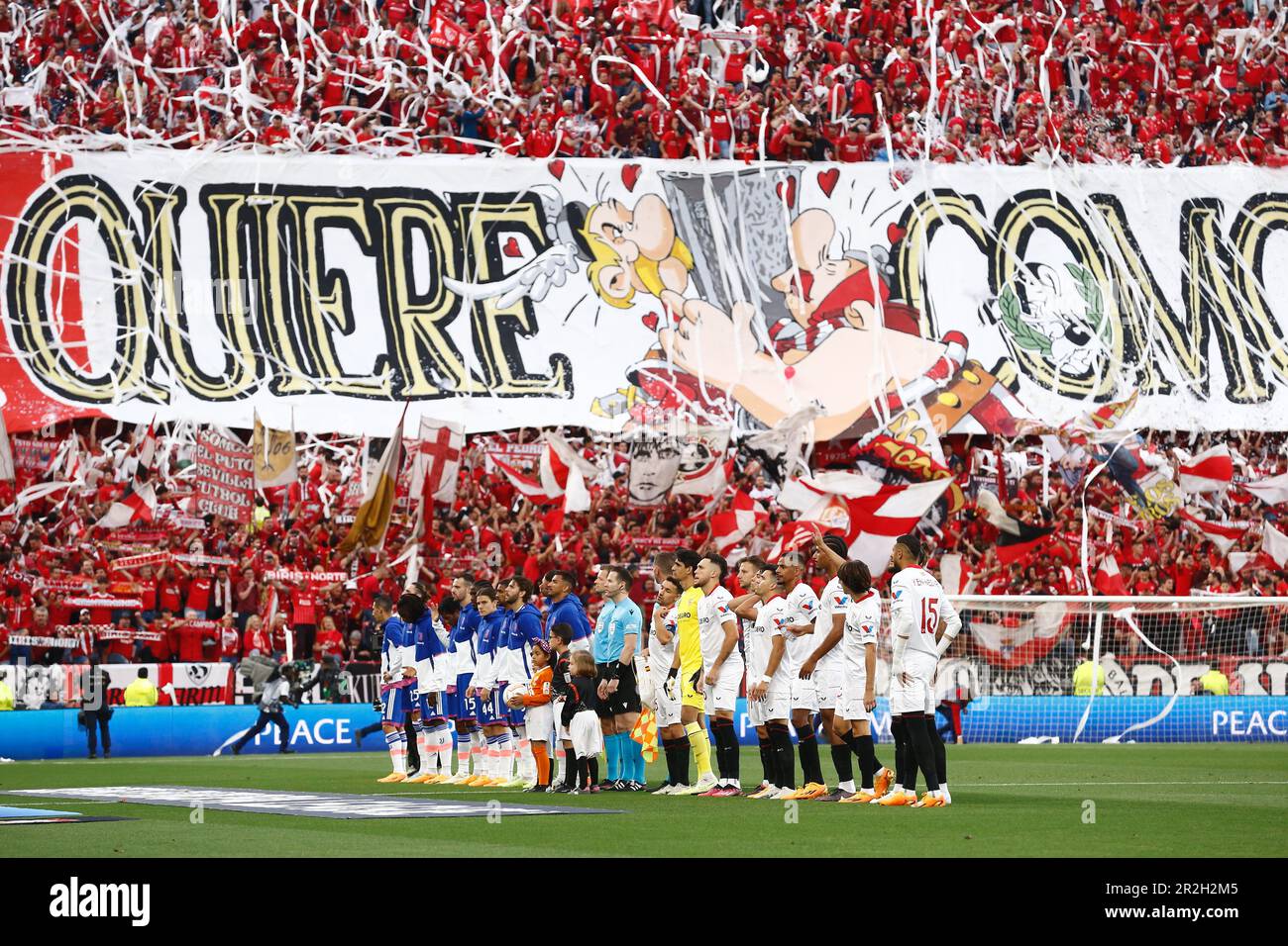 Sevilla, Spain. 18th May, 2023. Juventus and Sevilla team group line-up ...