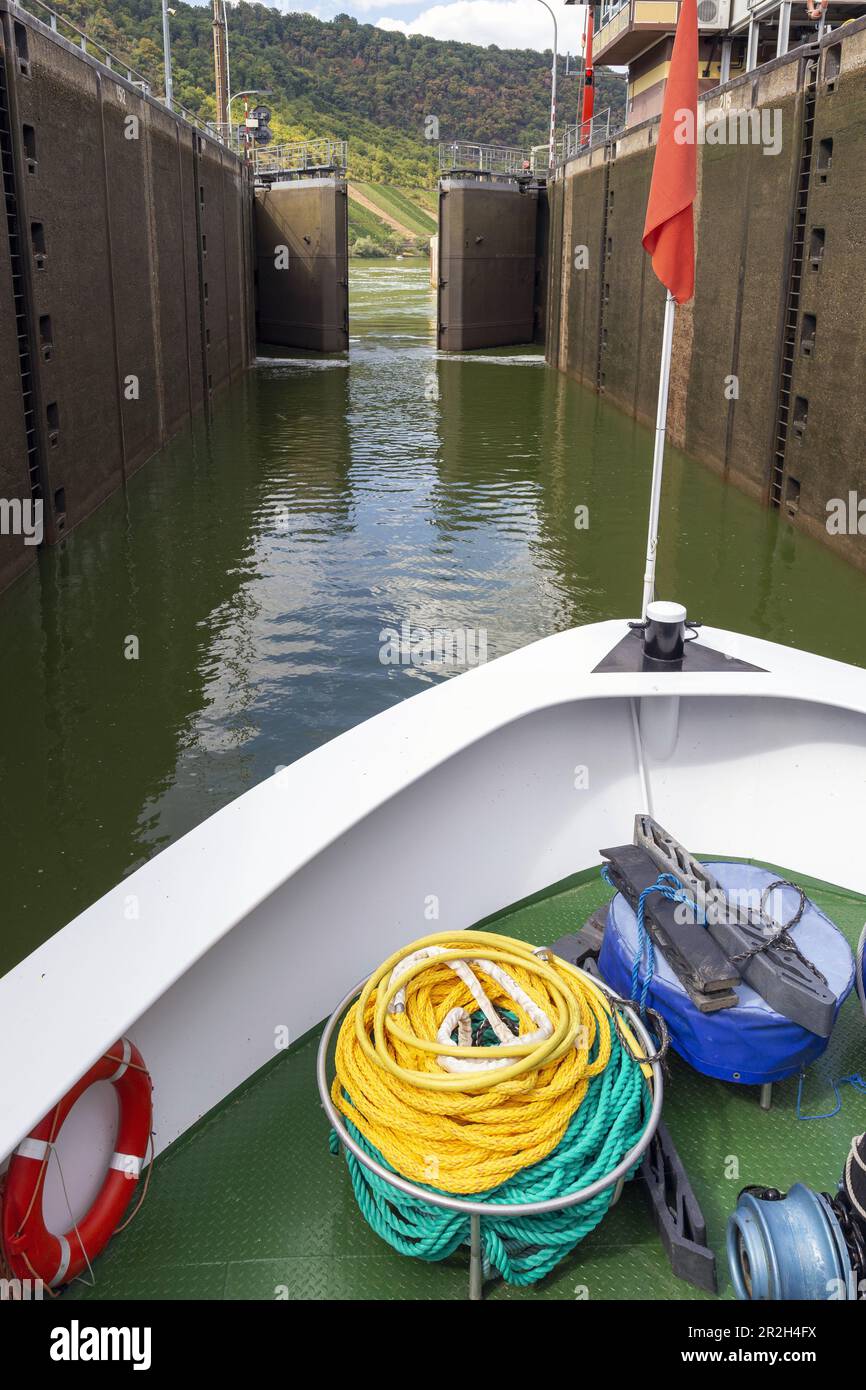 Mosel lock hi-res stock photography and images - Alamy